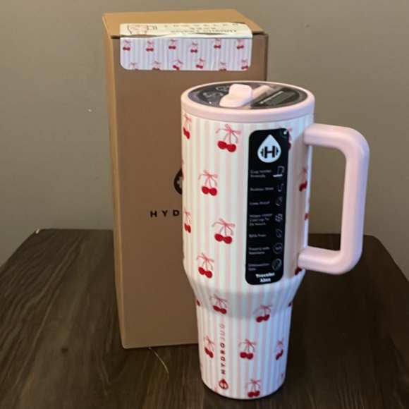 HydroJug | Dining | Hydrojug 32 Oz Traveler Sweet Cherry | Poshmark